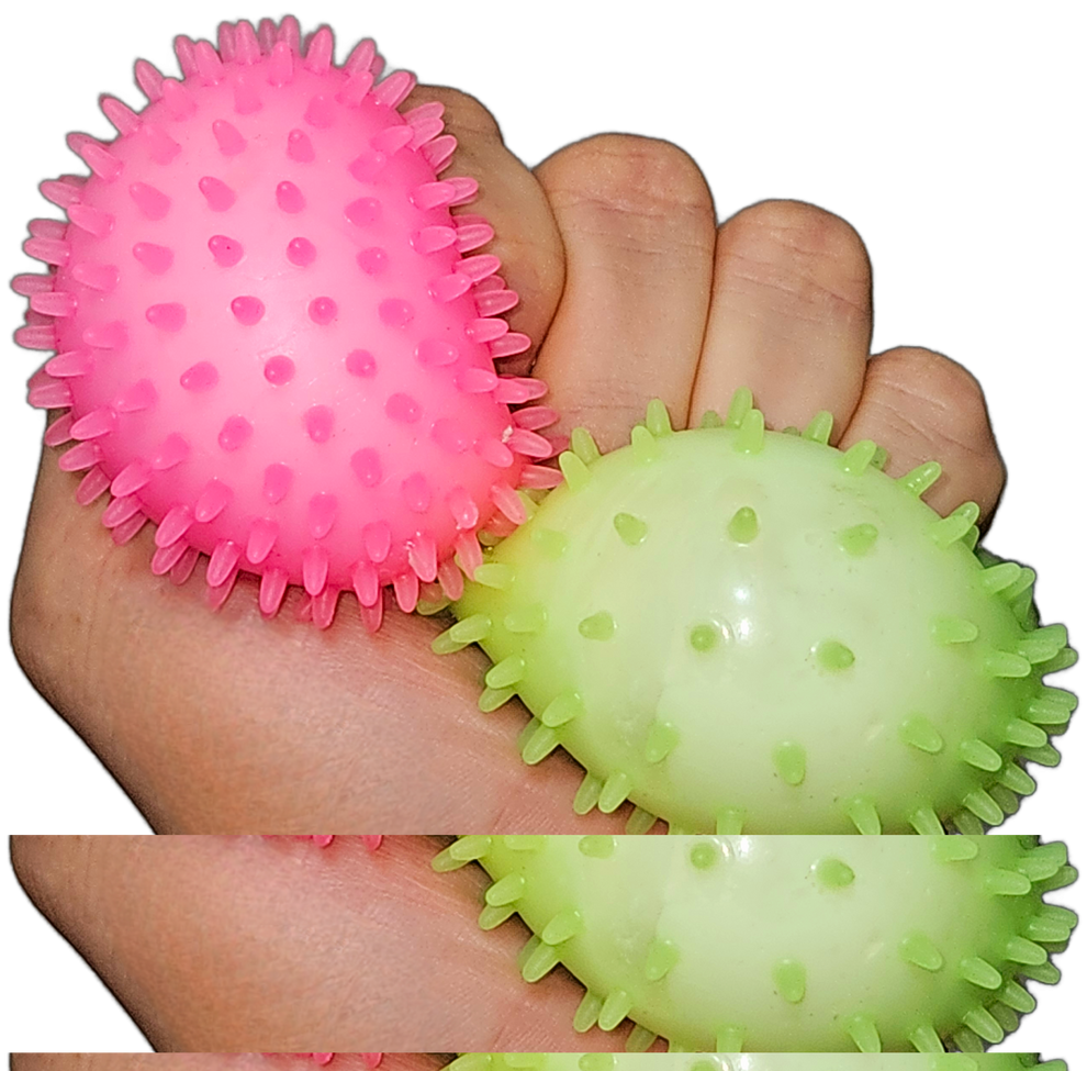 Spiky Squish Ball (Glow in the Dark) – Red Claw Vending